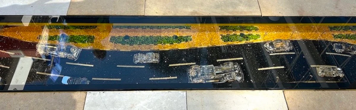 Qatar walk on glass floor display crystal | Structural Glass Design ...